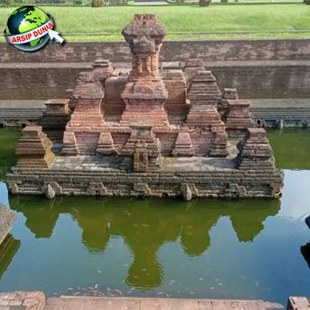 Candi Tikus Dari Tempat Suci ke Cerita Nama yang Aneh!